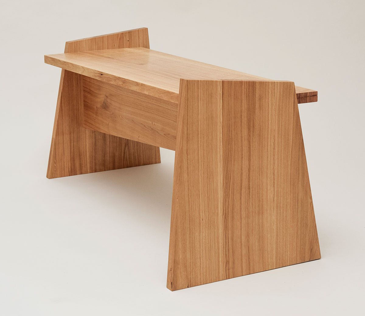 Crooked bench by Nazara Lazaro – Sight Unseen Shop